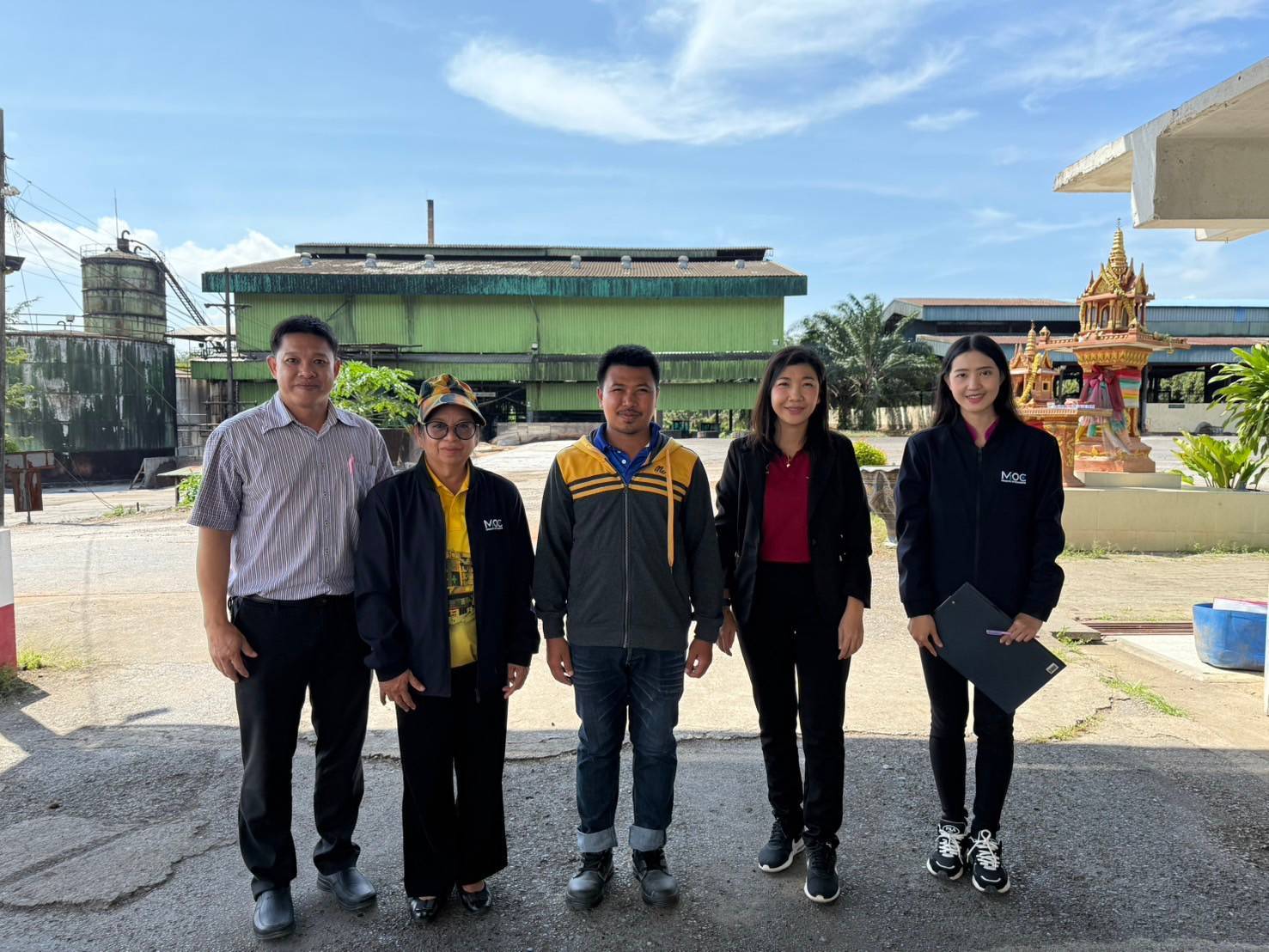 พาณิชย์สตูล พร้อมด้วยคณะทำงานตรวจสอบสต็อกน้ำมันปาล์มคงเหลือทั้งระบบ ...